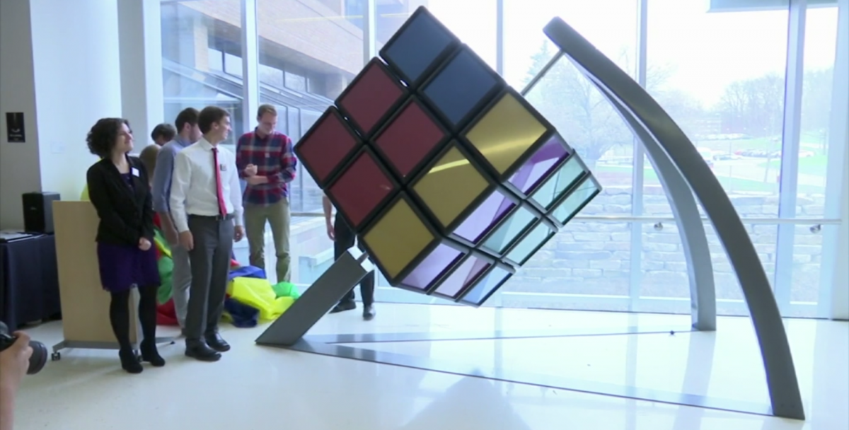 Liberty Science Center :: Engineering students unveil 1,500-pound Rubik ...