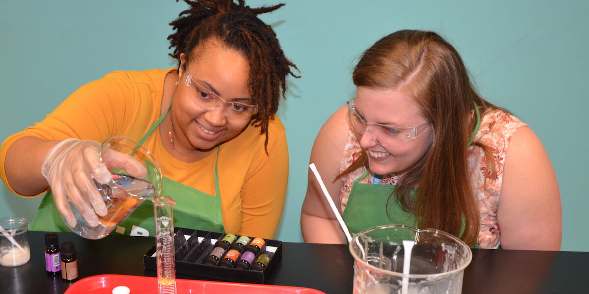 Liberty Science Center :: Making hand lotion for a Mother's Day gift