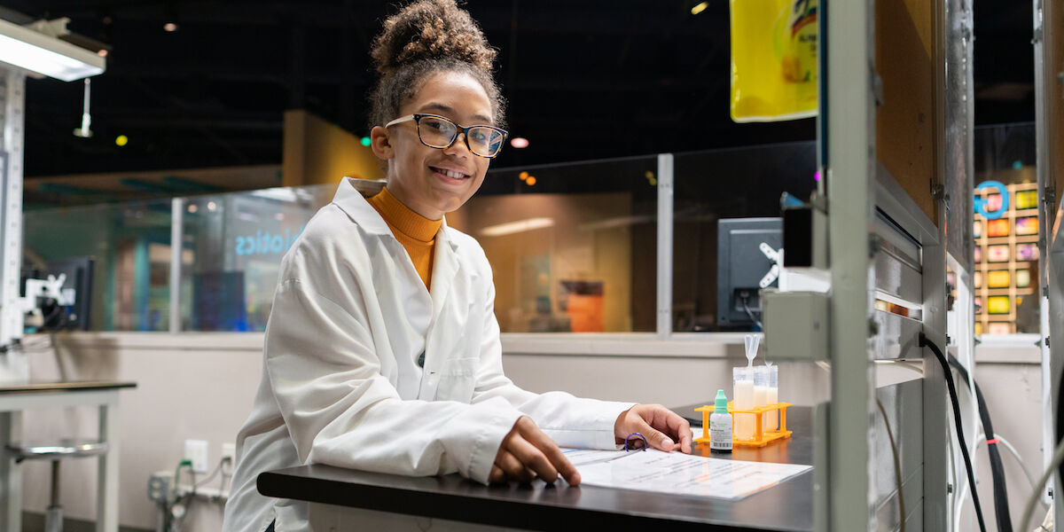 Liberty Science Center :: LSC’s new ‘Spoiler Alert’ lab puts milk to ...