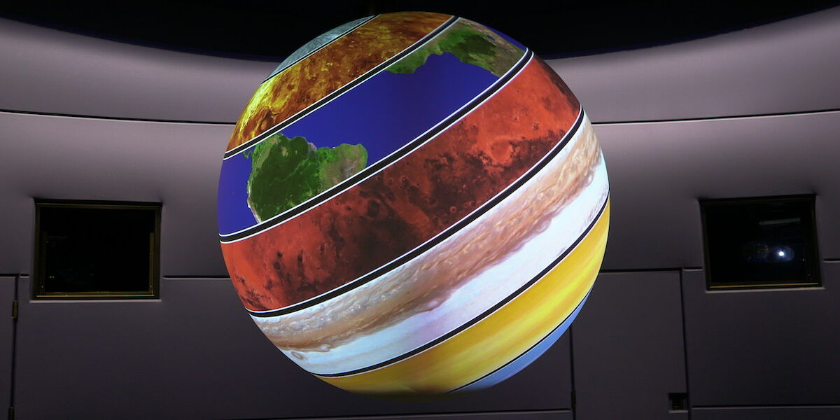 Liberty Science Center :: LSC’s Science on a Sphere visualizes how fast ...